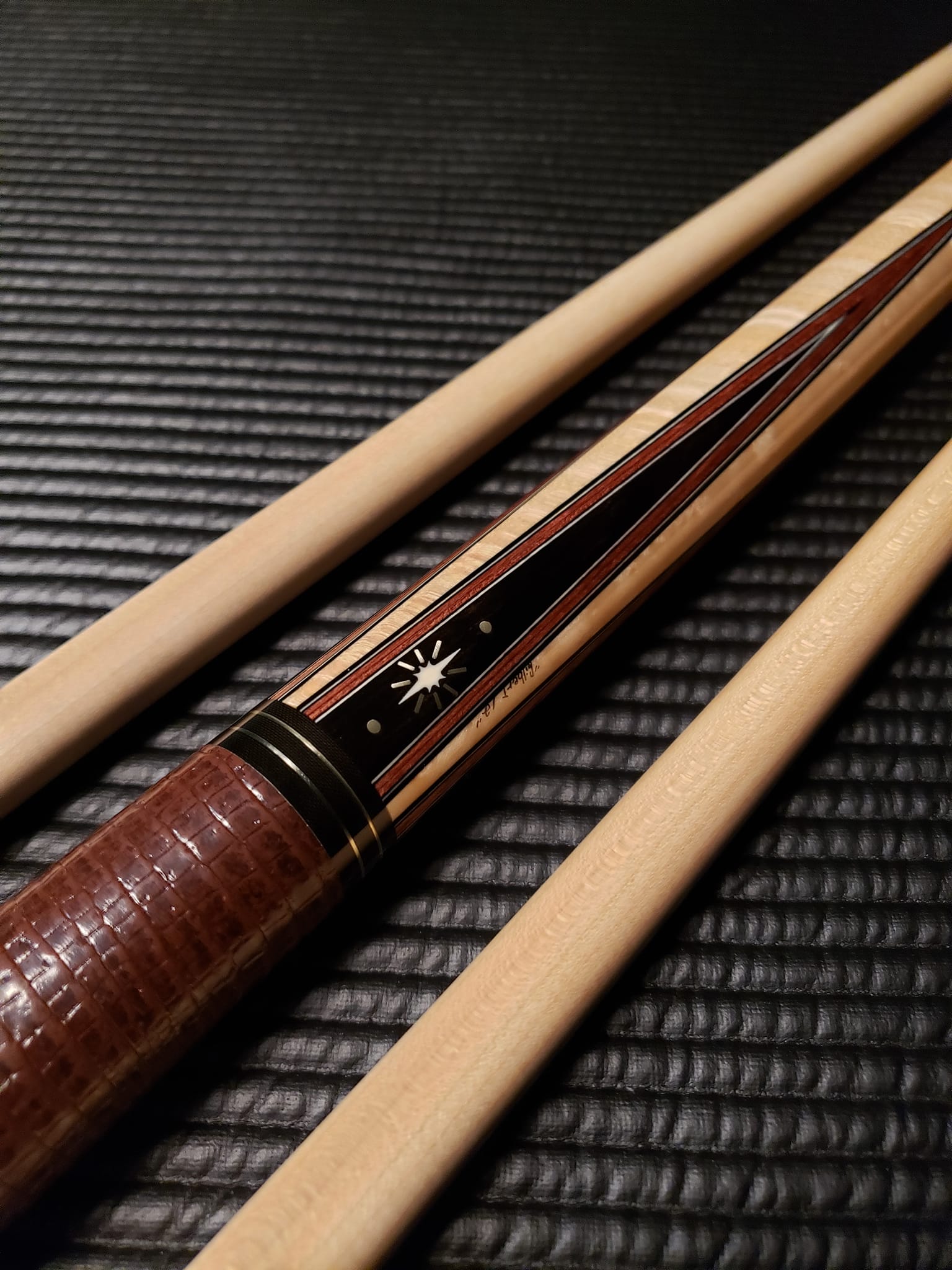 Gilbert Cue – SOLD! - Crossroad Cues