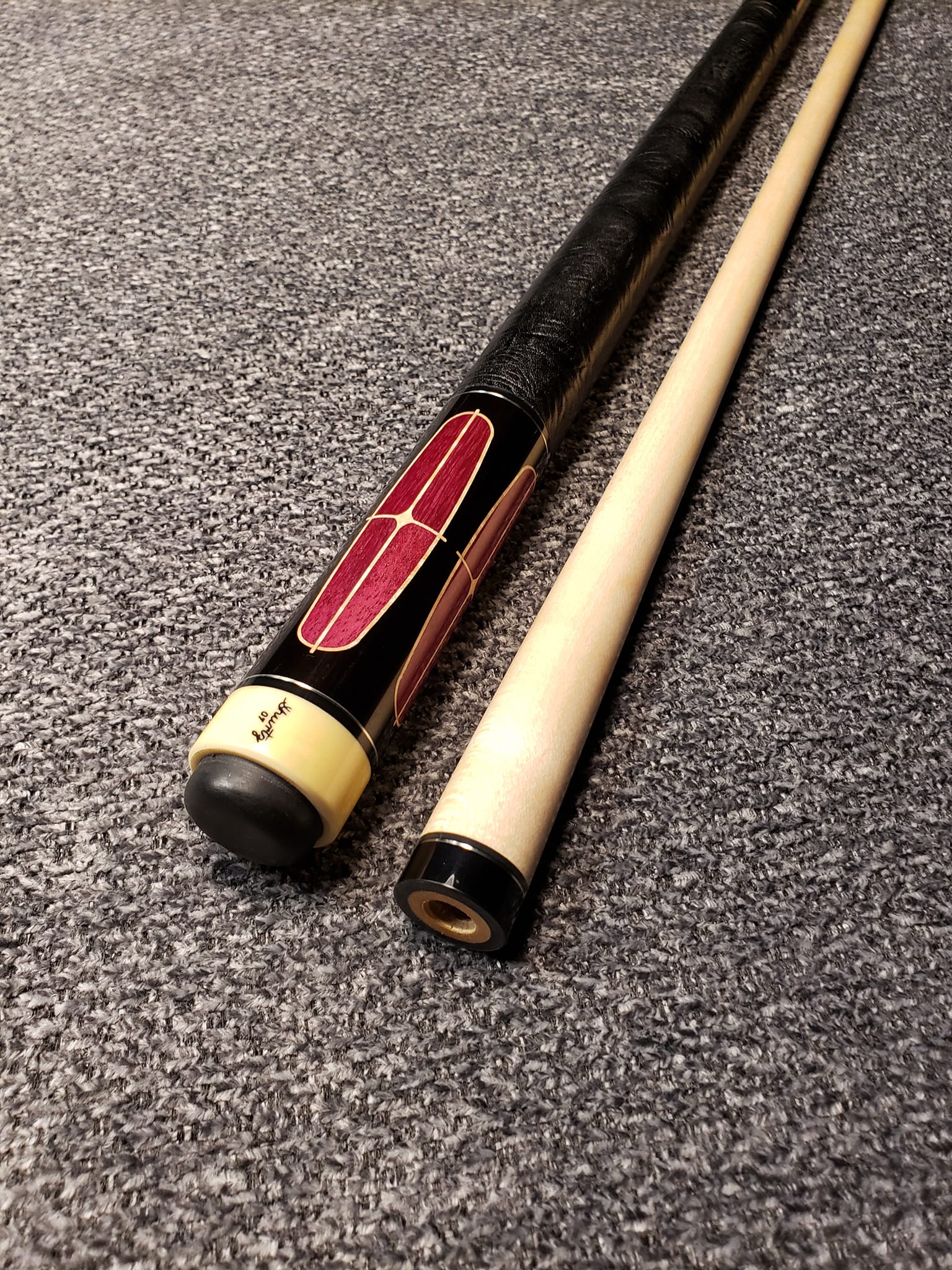 Shurtz Cue by Bob Owen – Crossroad Cues