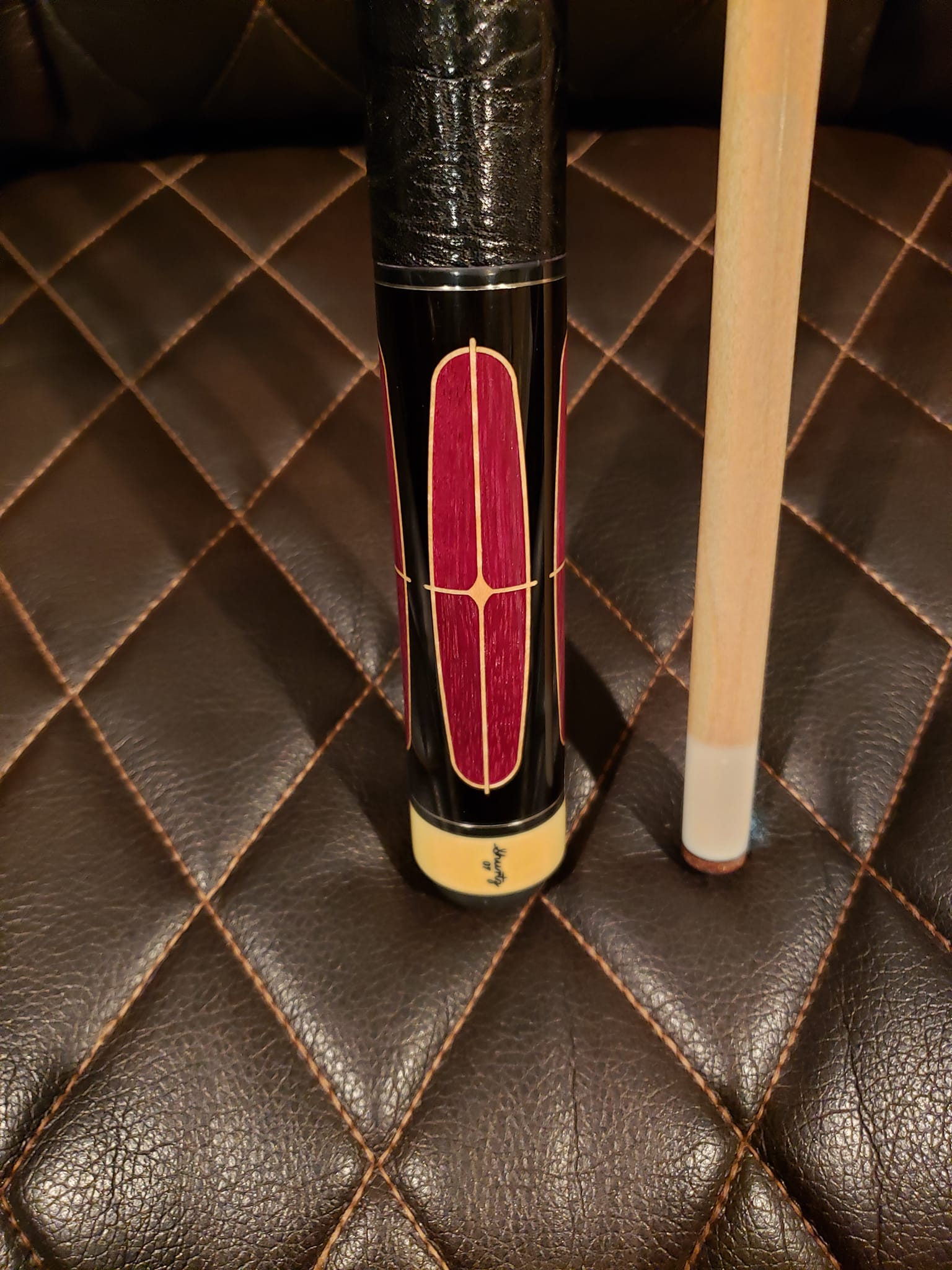 Shurtz Cue by Bob Owen – Crossroad Cues