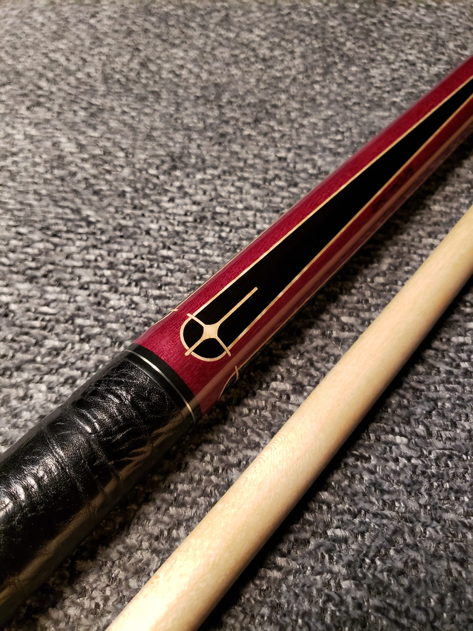 Shurtz Cue by Bob Owen – Crossroad Cues