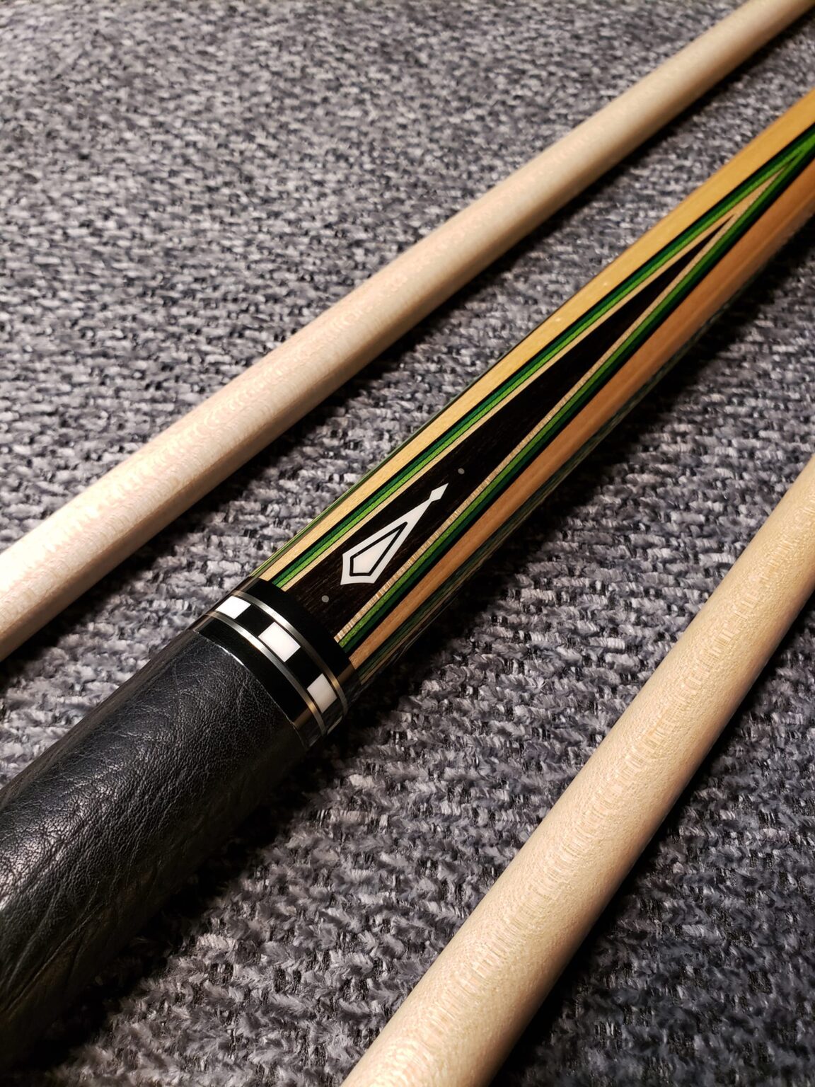 Sawdust Custom Cue – SOLD! – Crossroad Cues