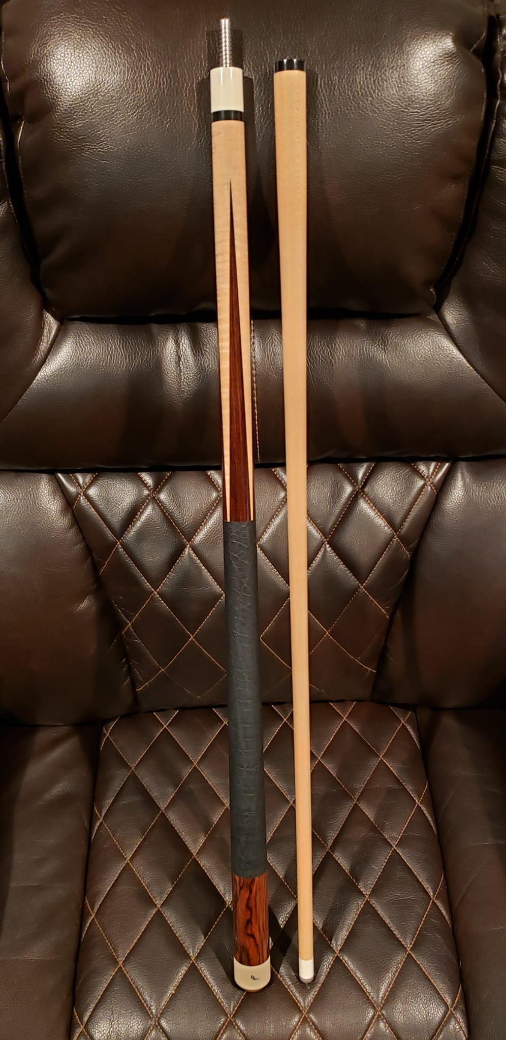 Bob Dzuricky Custom Cue – SOLD! – Crossroad Cues