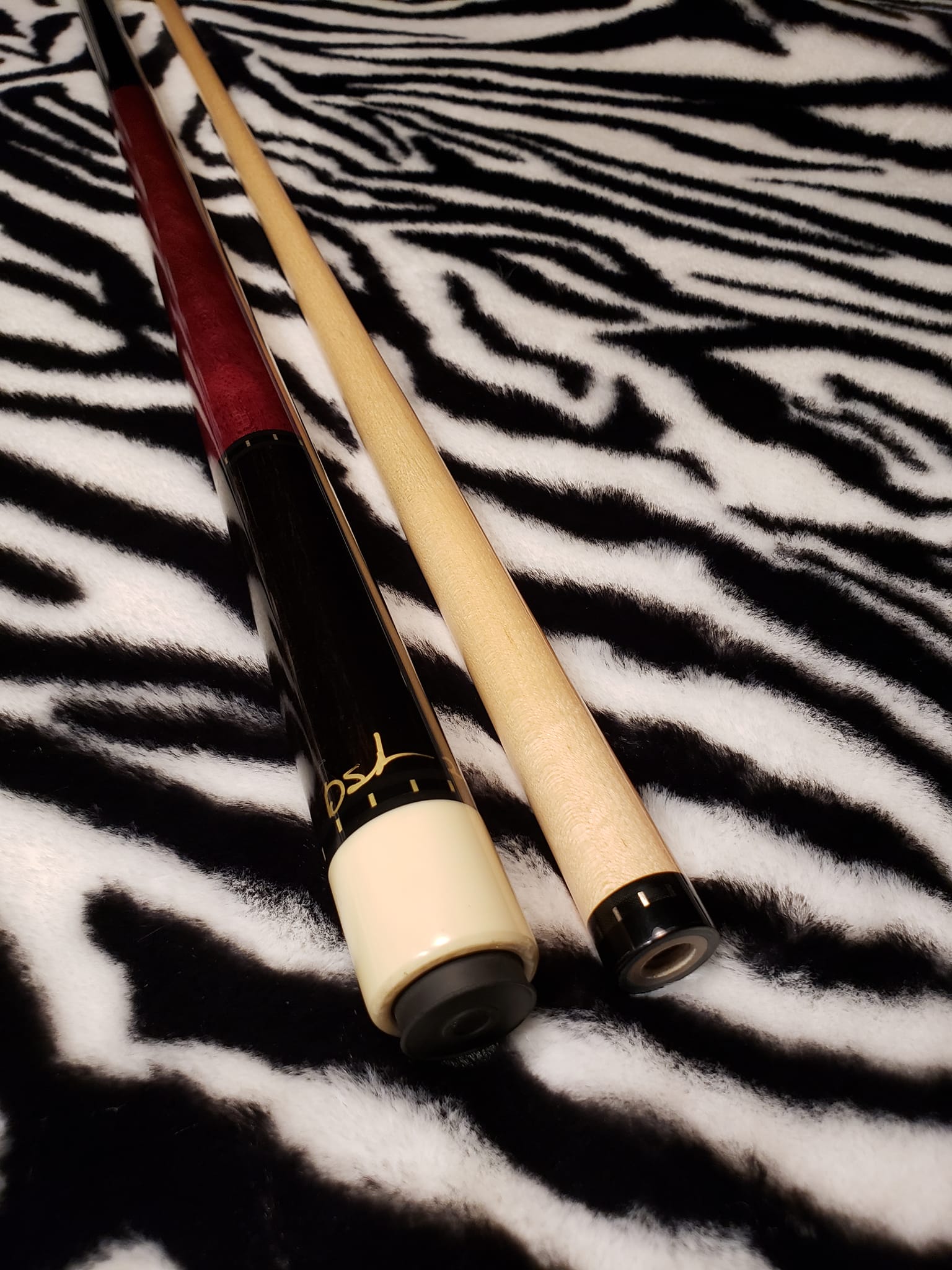 Gibson Custom Cue – SOLD! - Crossroad Cues
