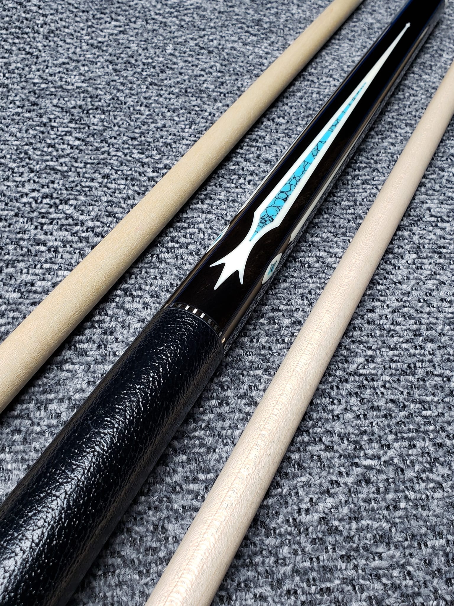 Cognoscenti Custom Cue – SOLD! - Crossroad Cues