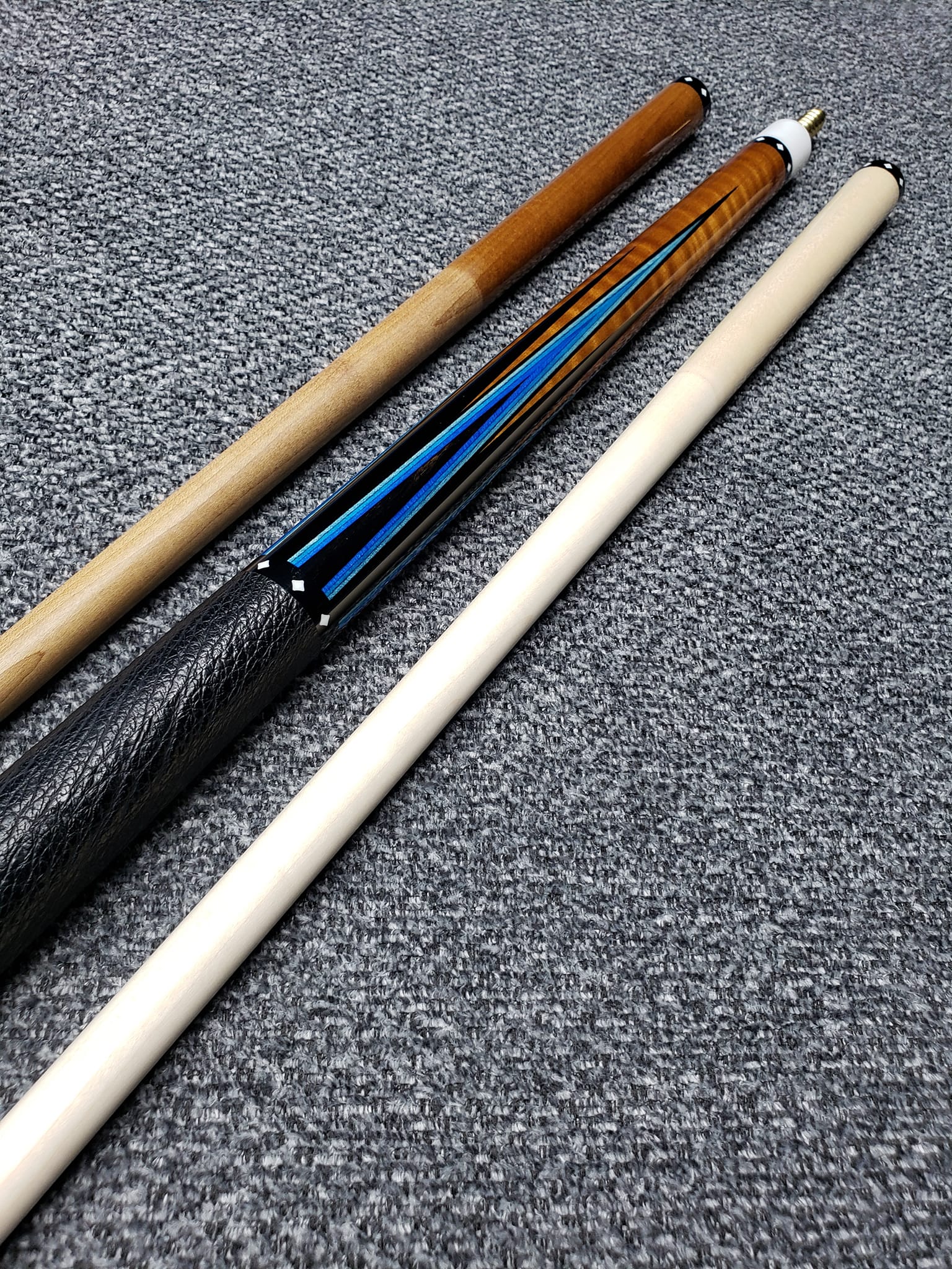 Douglas Moore 8 Pointer - Crossroad Cues