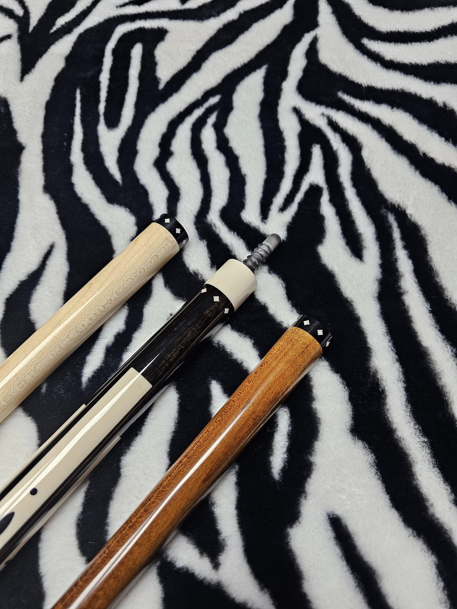 Douglas Moore Tuxedo Box Cue – SOLD - Crossroad Cues