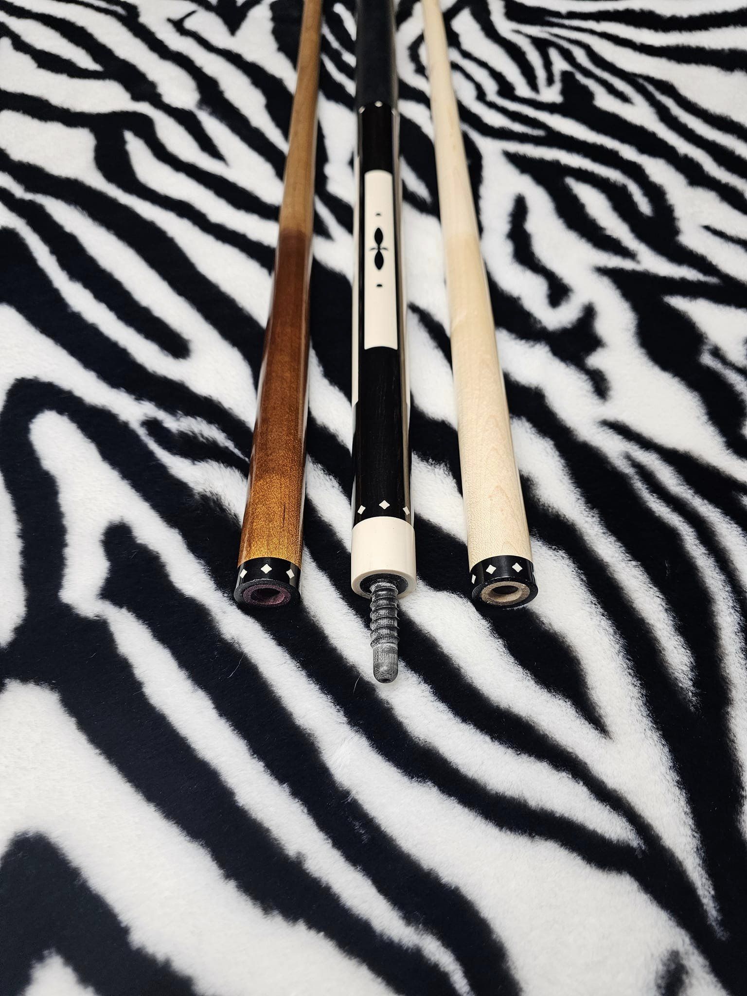 Douglas Moore Tuxedo Box Cue – SOLD - Crossroad Cues