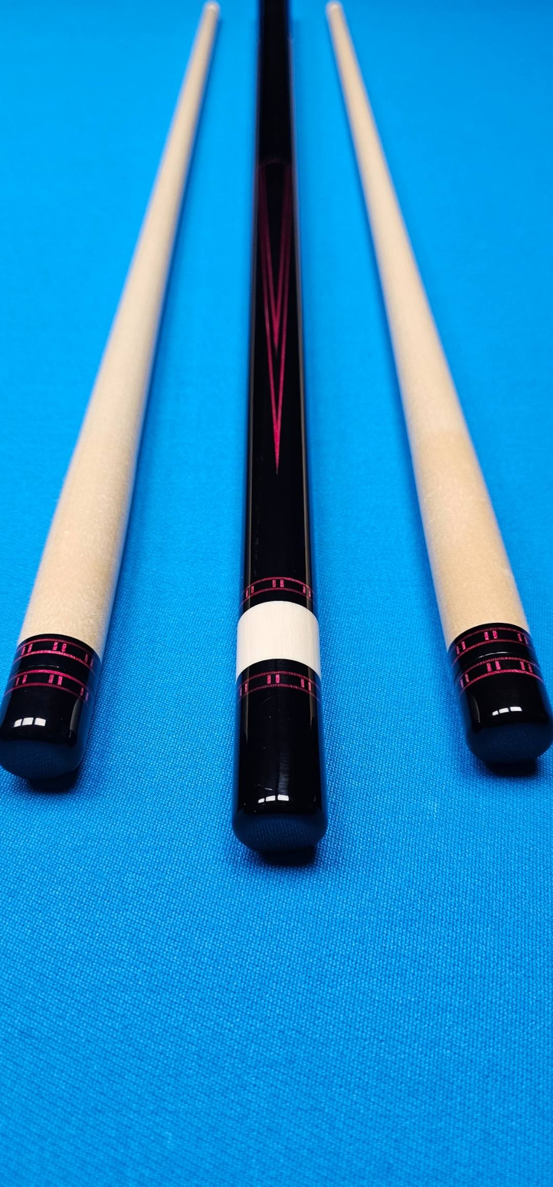 Aaron Astle 2024 Gabon Ebony Cue – SOLD - Crossroad Cues