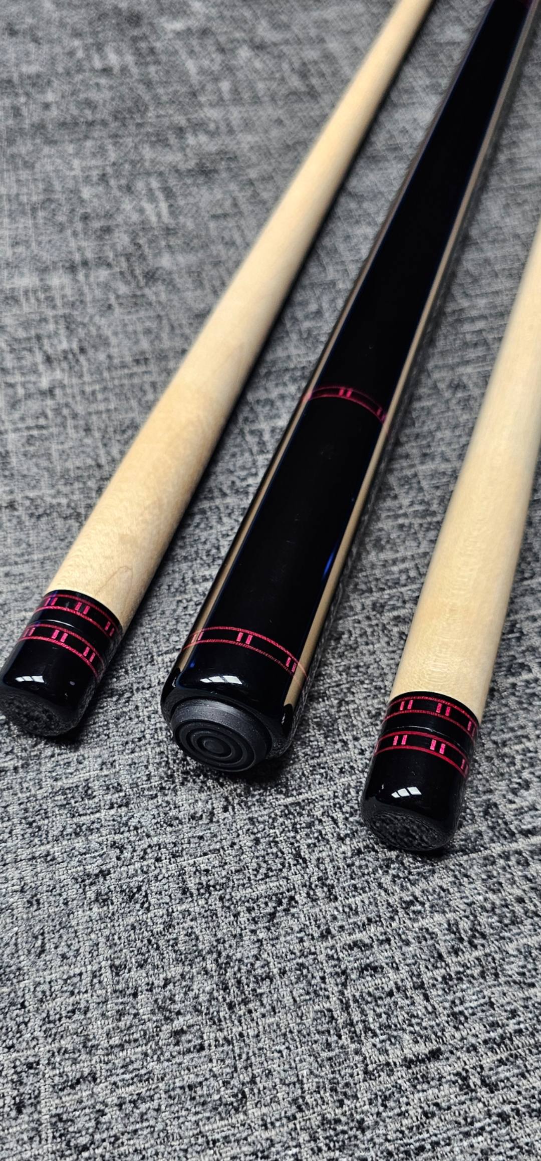 Aaron Astle 2024 Gabon Ebony Cue – SOLD - Crossroad Cues