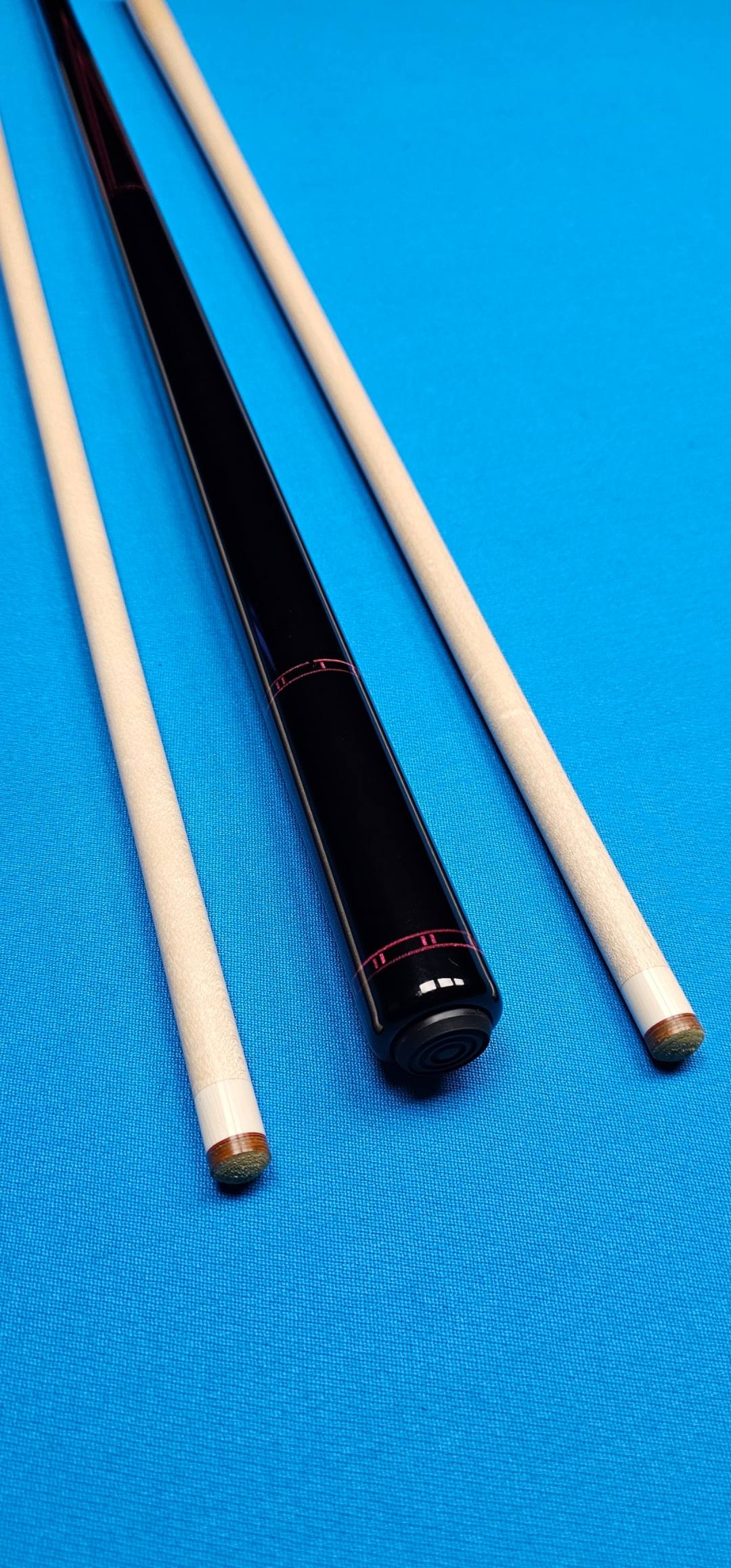 Aaron Astle 2024 Gabon Ebony Cue – SOLD - Crossroad Cues