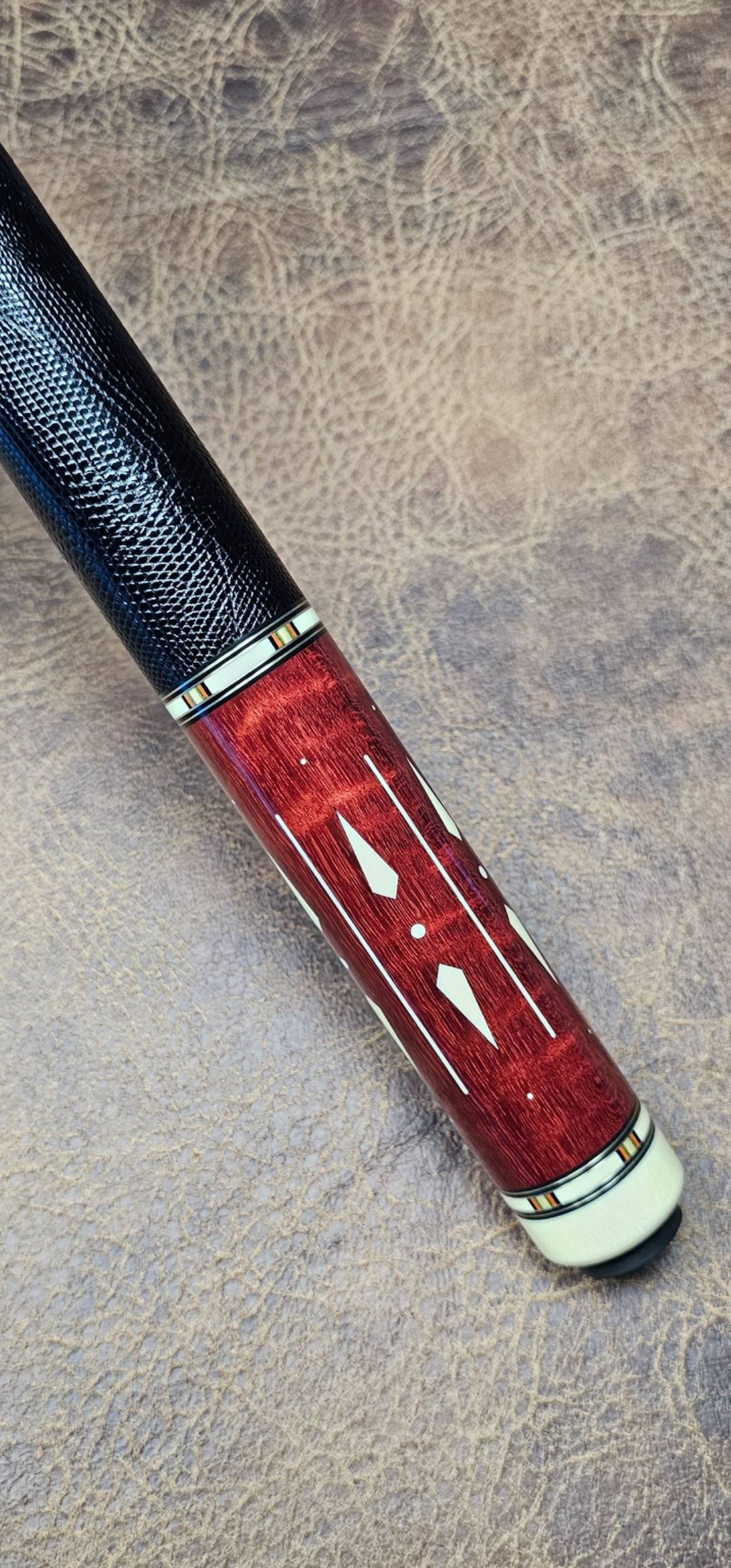 Mike Bender Big Custom Cue – SOLD! - Crossroad Cues