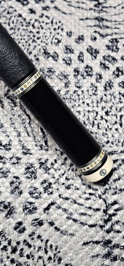 Ariel Carmeli Custom Cue – SOLD! - Crossroad Cues